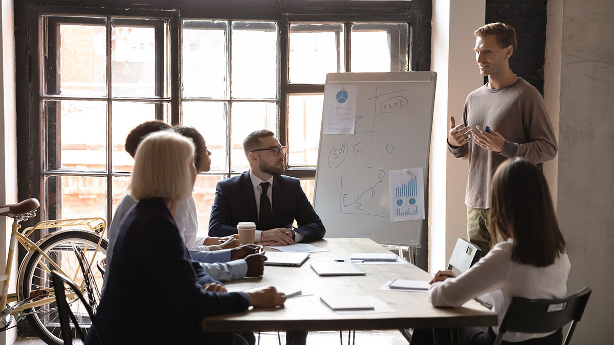 What is Inbound Sales? Inbound vs Outbound Sales | Pipedrive