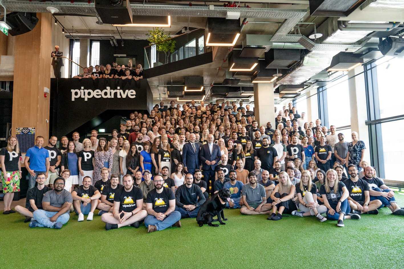 Estlands Präsident Alar Karis besucht Pipedrive | Pipedrive